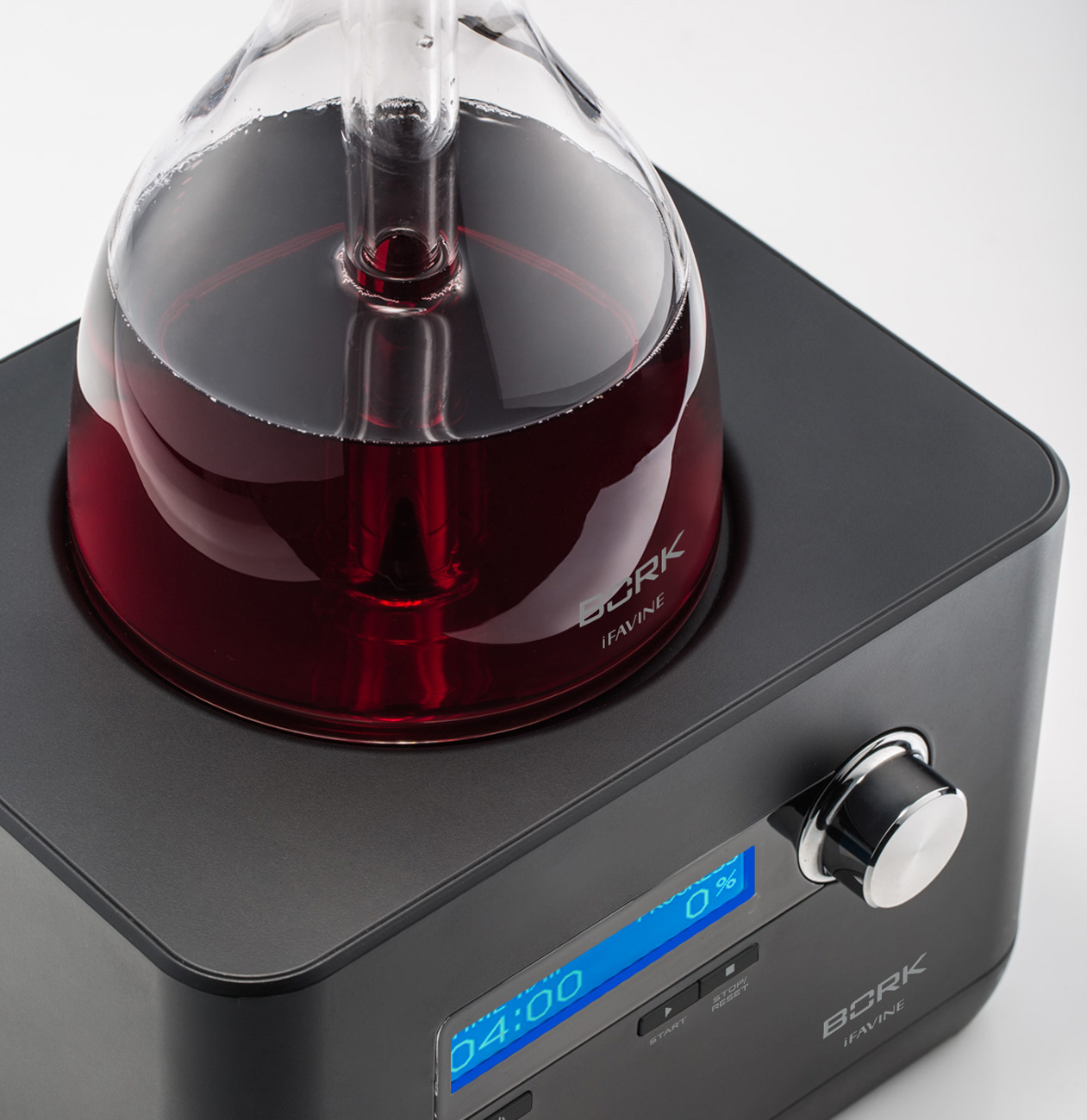 Интеллектуальный декантер BORK Z600 iFavine